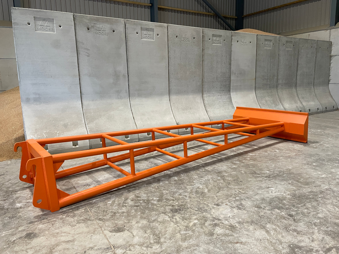 Grain Handling Equipment: Hoppers & Pushers for UK Farms | Thorburn Group